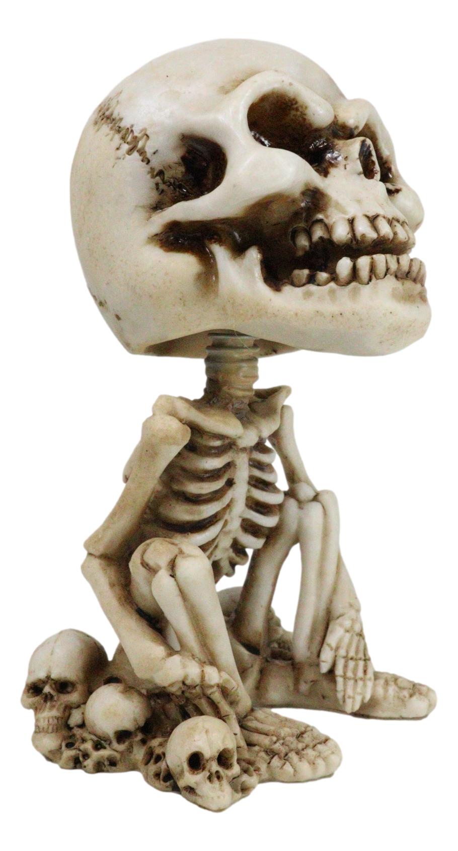 Gothic Macabre Grinning Grave Squatter Skeleton Skull Bobblehead Figur ...