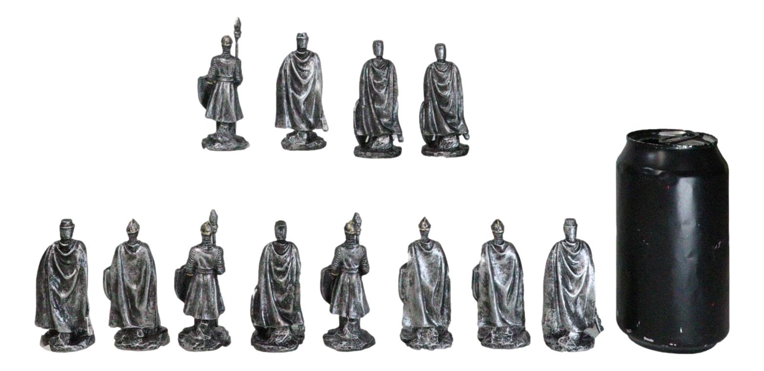 Medieval Castle Fortress Display Stand And 12 Mini Crusader Knights Fi ...