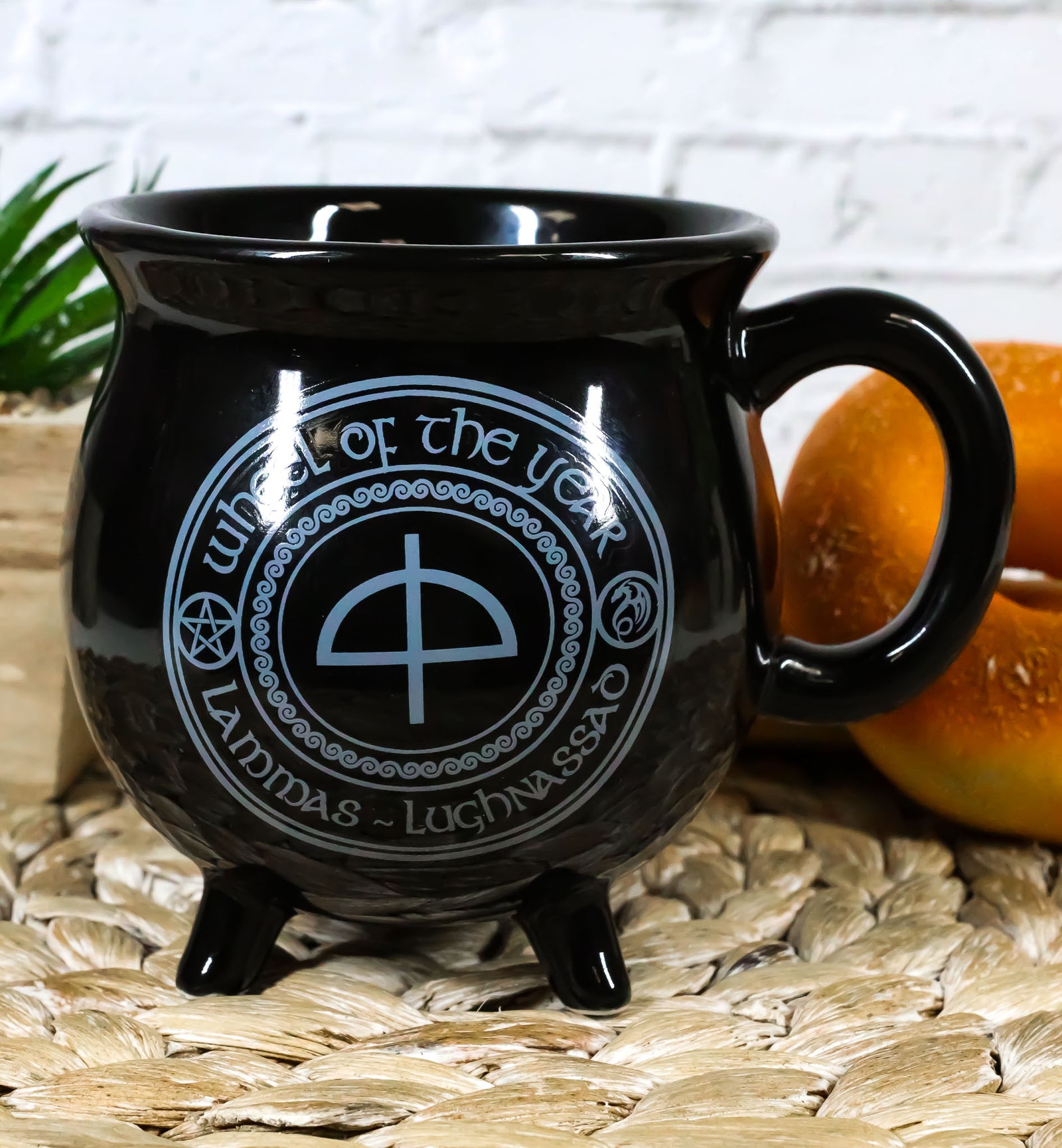 Wicca Sabbats Wheel of The Year Yule Dragon Heat Color Changing Cauldr ...