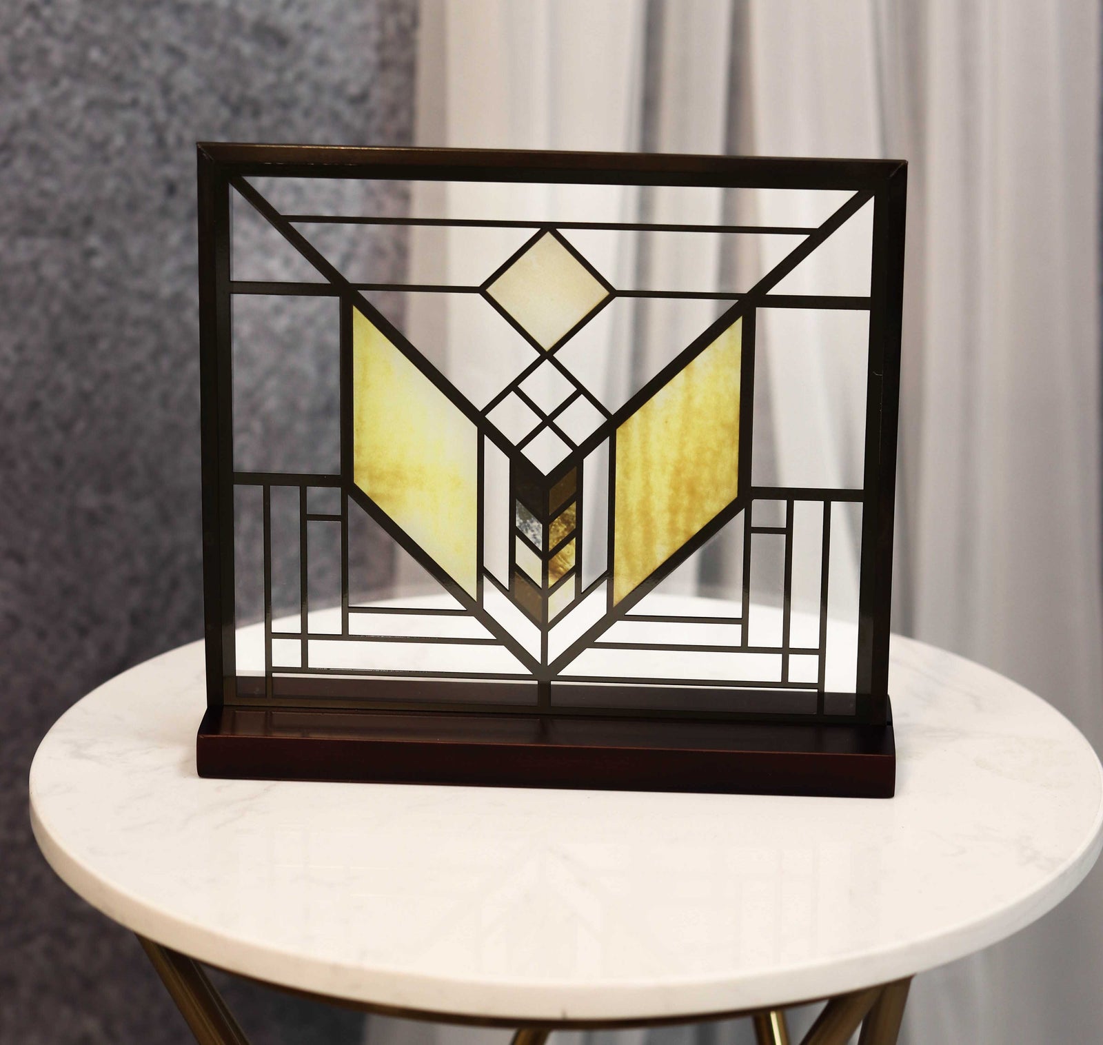 Frank Lloyd Wright Lake Geneva Tulip Scene Stained Glass Wall Or Deskt ...